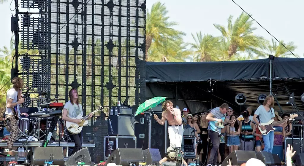 Fotoj + Resumo: Coachella 2014 - Dua Tago 102986_5