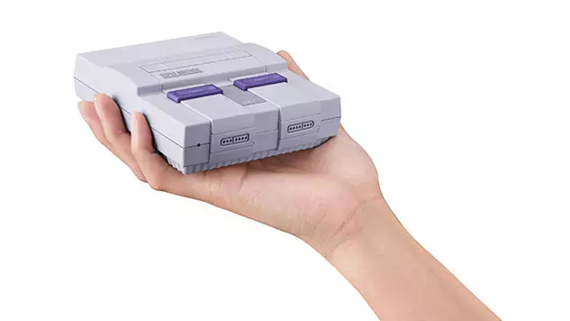 I-SNES Classic Isivele Igqekeziwe (Ngokungamangalisi).