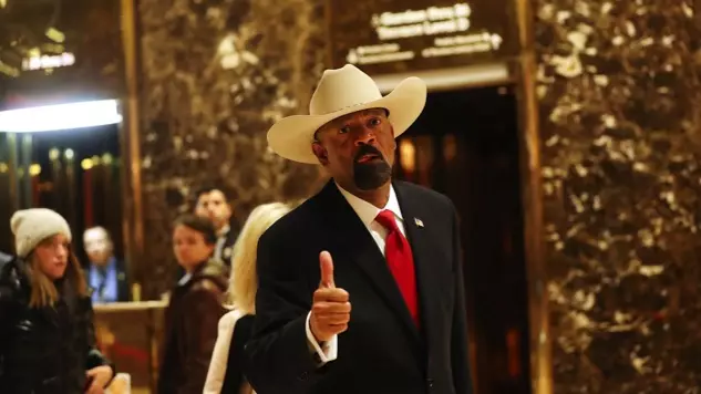 Őszinte kérdés: David Clarke seriff mennyire valódi emberi lény?