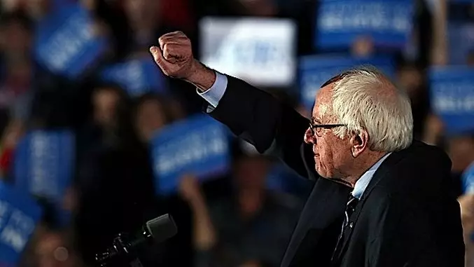 Sawise Kamenangan gedhe Sanders ing New Hampshire, Tokoh Pembentukan pengin medeni sampeyan karo Superdelegates. Punika Apa Iku Omong kosong