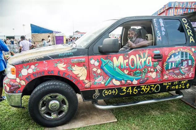 Iifoto: New Orleans Jazz & Heritage Festival Day One with Leon Bridges, Harry Connick Jr. kunye neNAS 128257_6