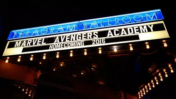 Marketing und Sterblichkeit bei der Avengers Academy Launch Party