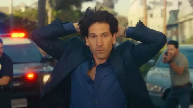 Jon Bernthal Dibingkaikan dalam Treler Pertama Thirsty untuk Showtime American Gigolo