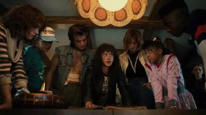 Stranger Things Vol. 2 Trelar yn pryfocio Brwydr Epig yn y Penodau Terfynol