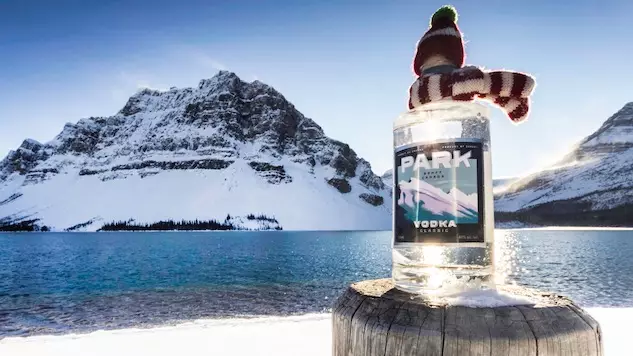 Canada's Beer thiab Booze Scene yog Booming