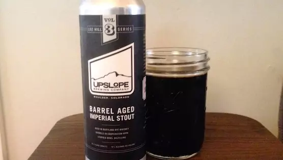 Tinjauan Stout Imperial Berumur Upslope Barrel