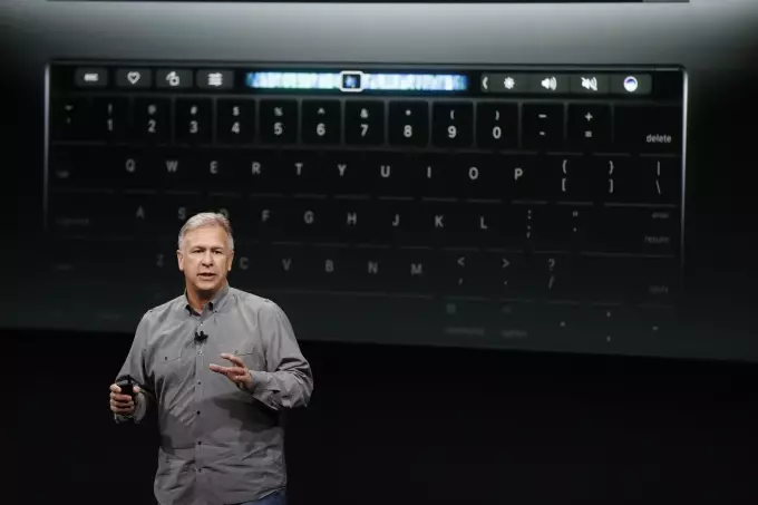 Is é Touch Bar an Rud is Coitianta atá déanta ag Apple le Blianta 22582_4