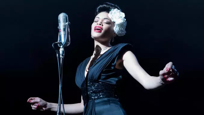 Na Stáit Aontaithe vs Billie Holiday Is Praiseach Stairiúil