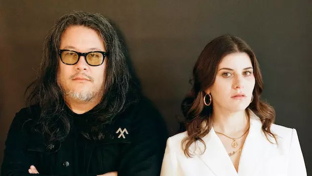 Best Coast llança un nou senzill "Everything Has Changed", més un vídeo d'estil dels anys 70 amb Vanderpump Rules Cast