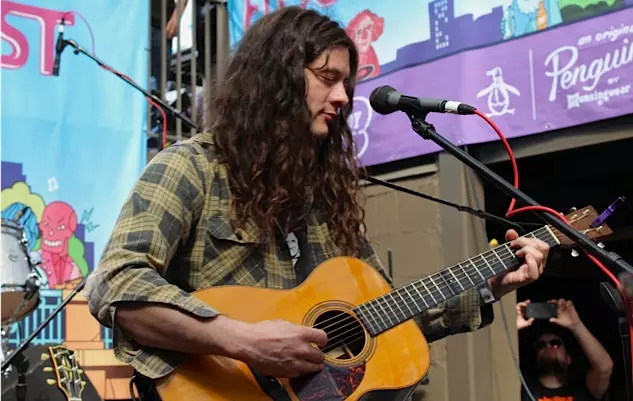 SXSW Music Day 5 Kulminaĵoj: Usonaj Knabinoj, Kurt Vile, Hop Along, Speedy Ortiz 36148_5