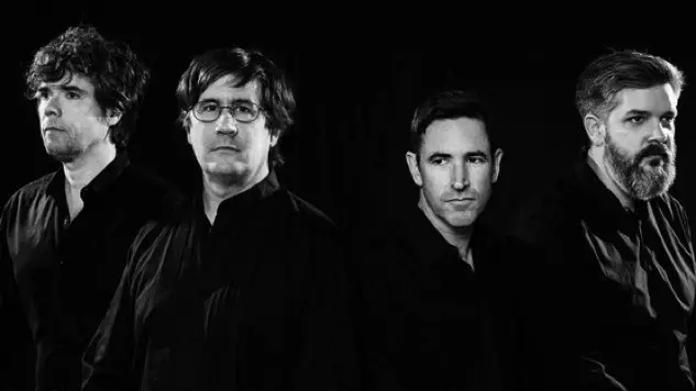 John Darnielle ao amin'ny Goth tsy misy gitara an'ny Mountain Goats