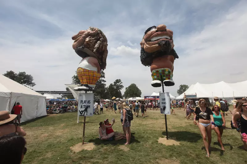 Bonnaroo Day Three Recap agus Grianghraif 40403_7