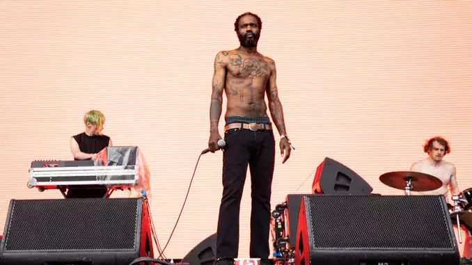 Classificando todos os álbuns de Death Grips