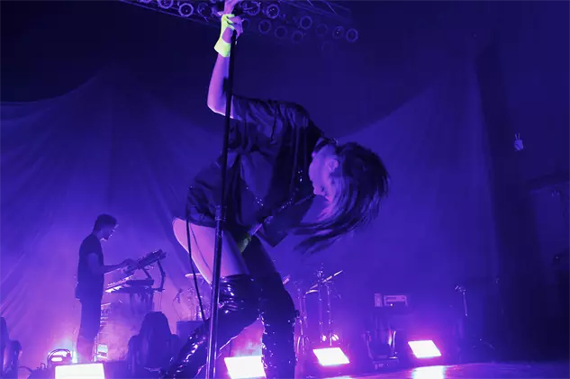 Foto dị ndụ: Phantogram na-achị Columbus 44194_10