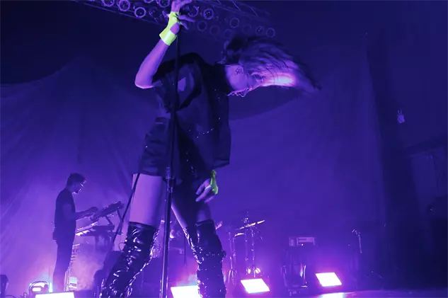 Foto dị ndụ: Phantogram na-achị Columbus 44194_11