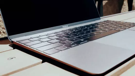 MacBook (2015) Bita: Sabon ƙarni na kwamfyutocin Apple