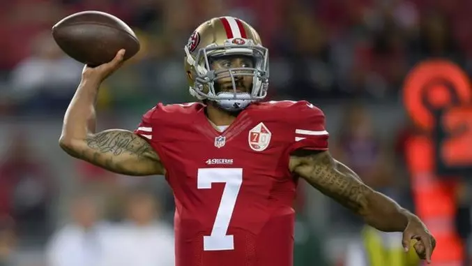 Trump's Kaepernick-Bashing Iku Ora Dipercaya Sinis