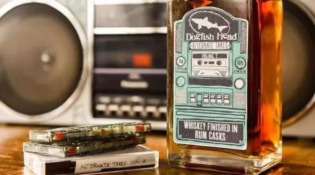 „Dogfish Head“ pristatė pirmąjį alaus daryklos „Craft Whisky“.