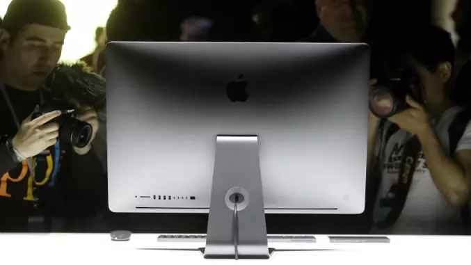 Bl-iMac Pro, Apple wera li ma jimpurtahx minn kemm għandek bżonn ta' qawwa sakemm ma tkunx lest li tħallas għaliha