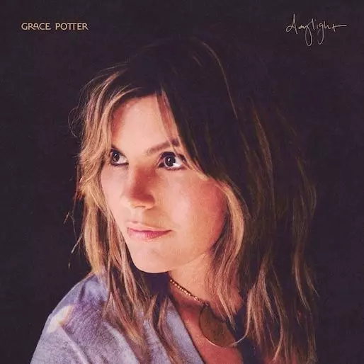 Grace Potter stap in die daglig