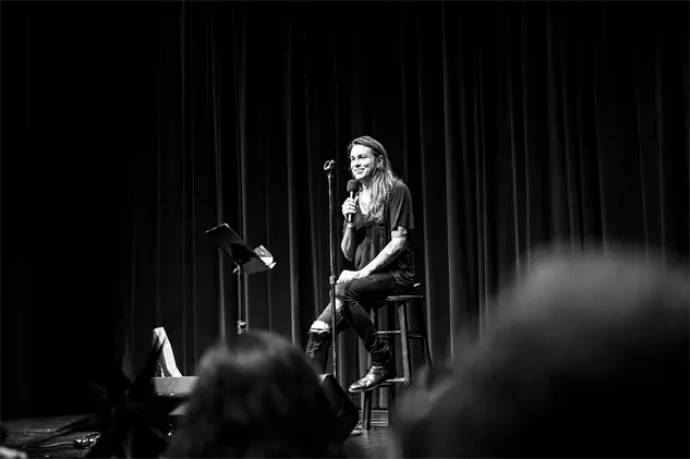 Poto: Laura Jane Grace Tranny Book Signing di Los Angeles 69220_5