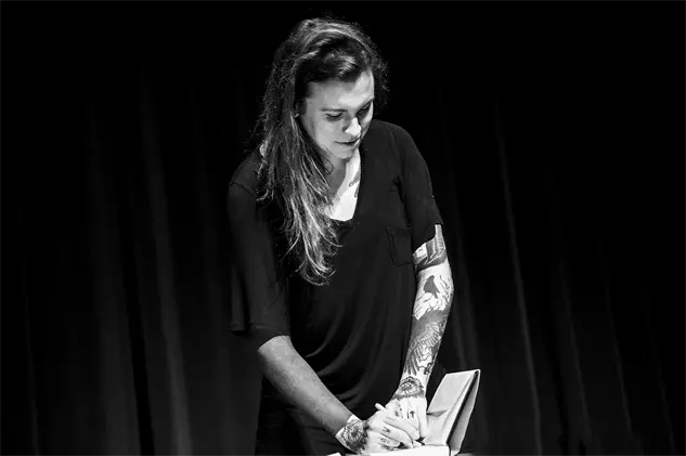 Poto: Laura Jane Grace Tranny Book Signing di Los Angeles 69220_9