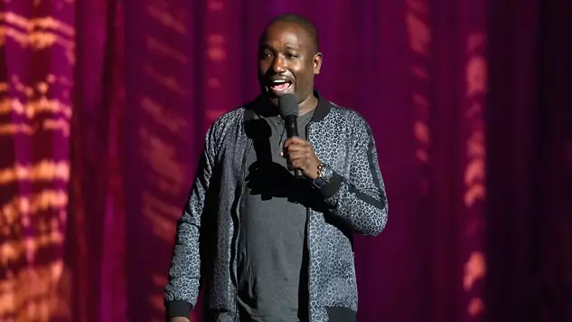 Hannibal Buress Fa'afilemu e le Iunivesite Katoliko ina ua uma ona tausua e uiga i sauaga tau feusuaiga a tamaiti e patele