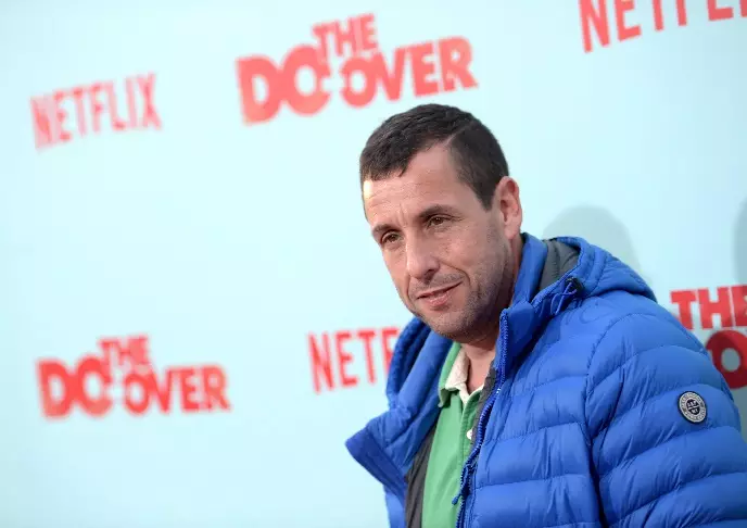 Első pillantás Adam Sandler következő négy Netflix-filmjére 71125_2