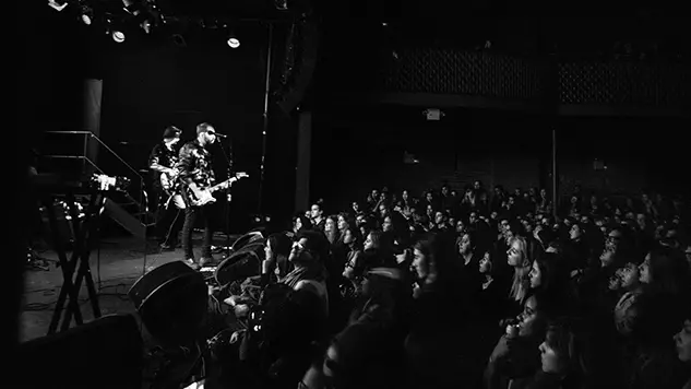 Photos en direct : les cigarettes après le sexe sont le calme dont nous avons tous besoin en ce moment