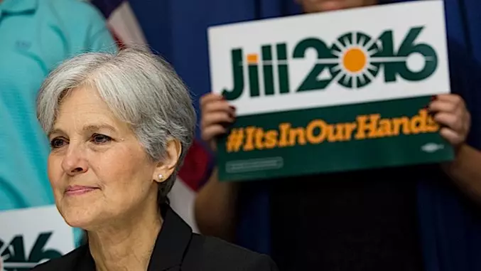 Ni Cleveland, Jill Stein samisi Agbegbe Rẹ Pẹlu “Iselu ti Iduroṣinṣin